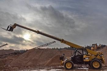 Chariot télescopique Cat occasion à vendre Pologne - Mascus France