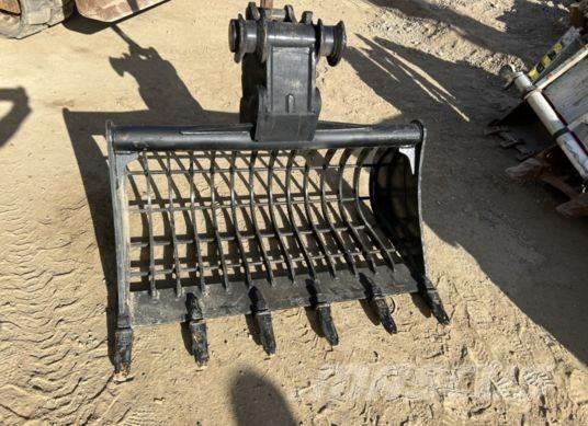 Godet squelette attache Morin, France - d'occasion godet - Mascus France